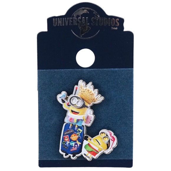 Universal | Other | Universal Studios Despicable Me Minion Luggage Pin ...